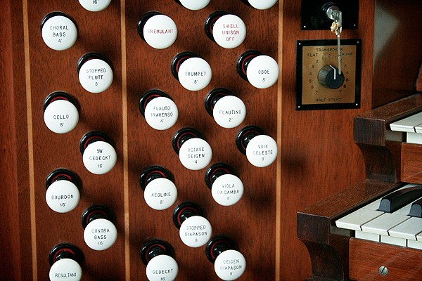 The pipe organ turns 60